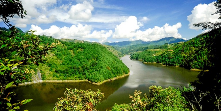 Indra Sarovar: The lake is 'artificial', but its beauty is natural ...