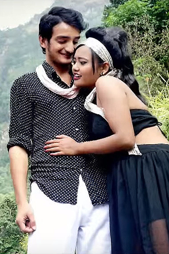 'Suntali lai Bhagai Lagyo Jhilkeley' movie review: Unwilling to let go ...