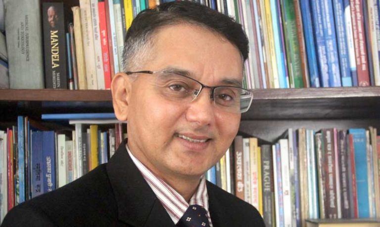 Govinda KC's lawyer says Chief Justice Parajuli threatened to kill him - OnlineKhabar English News