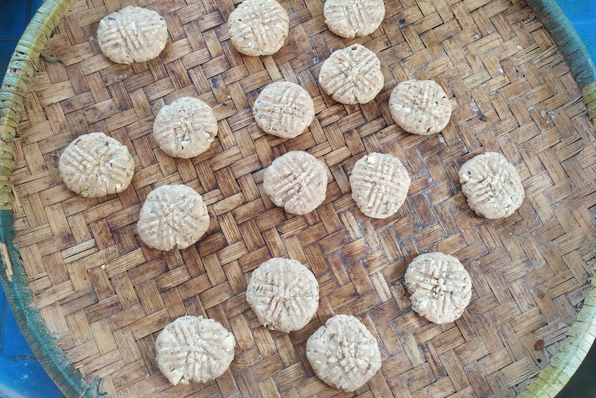 Chhath: Make thekuwa on your own this time. Here's an easy-to-follow ...