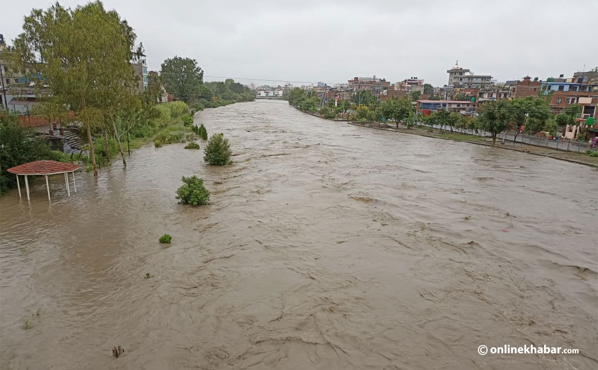 Heavy rain in Kathmandu: Police report 382 houses inundated, many roads ...