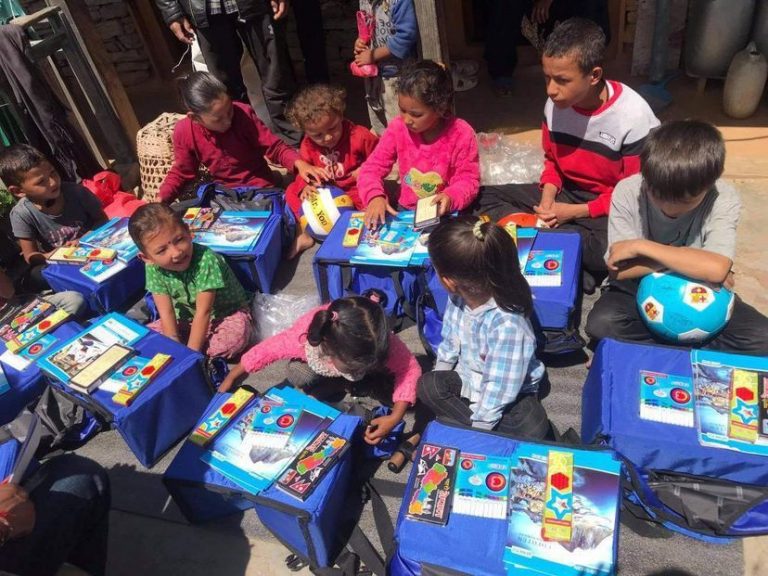 Educase: A startup sells you bags you can also use as desks