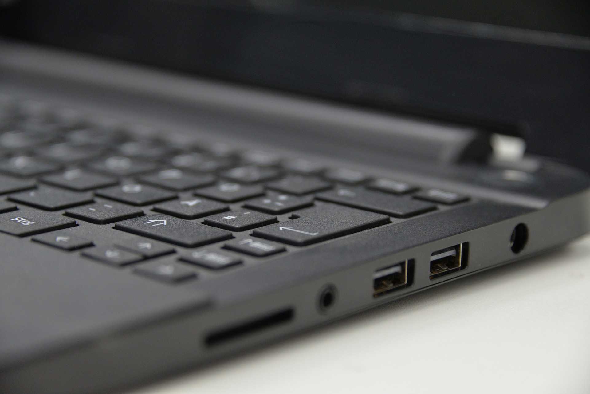 TIA Customs Office Seizes 500 Old Laptops Brought To Sell As New OnlineKhabar English News