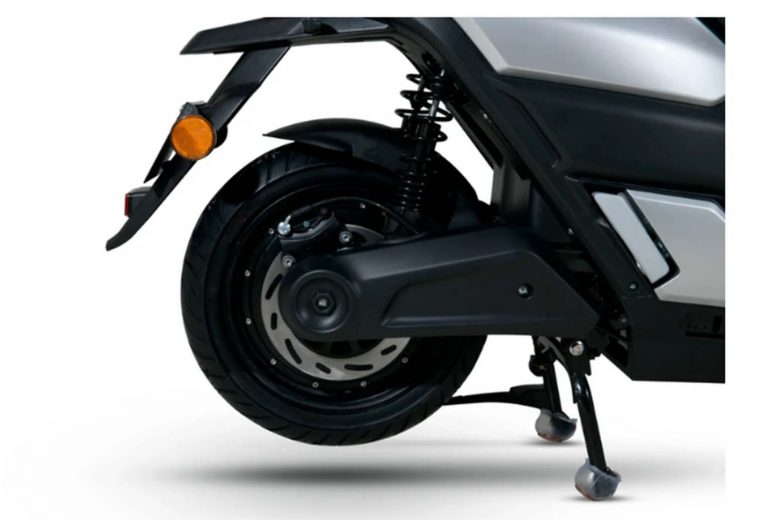 Yadea T9 in Nepal: Better range and style cost less in this e-scooter ...